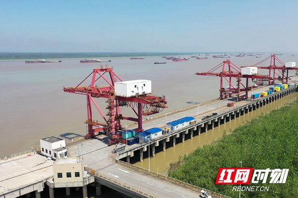 10 months for a year! The port economic data and foreign trade import ...