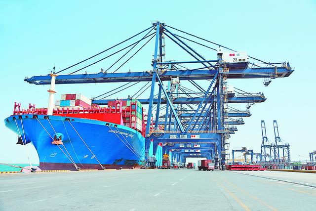 seamless connection of foreign trade trains and rail sea intermodal ...